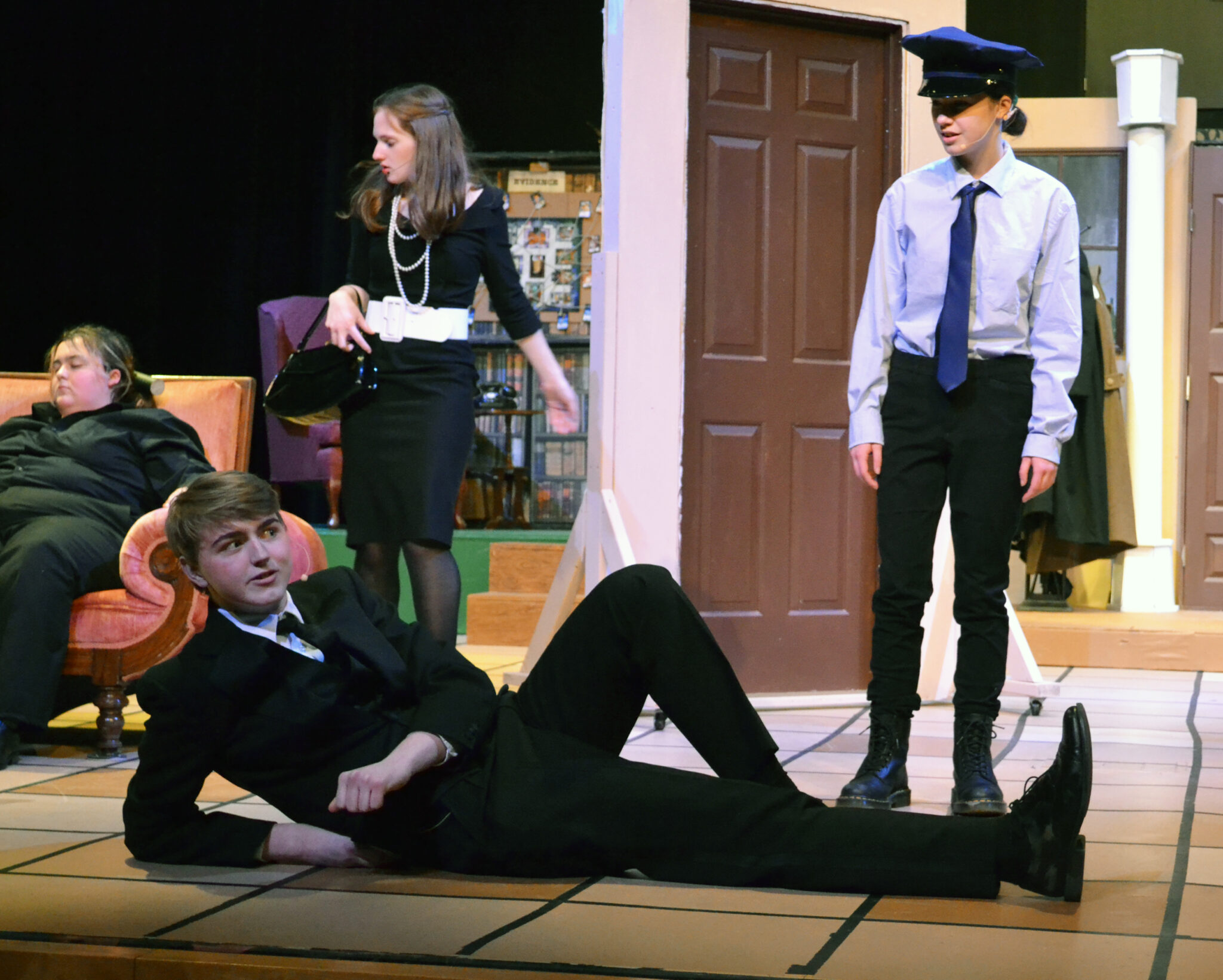 OHHS production of “Clue” will tickle your funny bone - Whidbey Weekly
